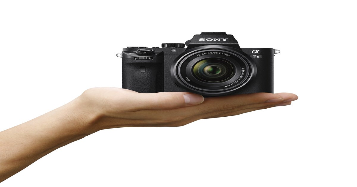 Which Mirrorless Is Right For You? DigitalTrends Sizes Up The α7 Series ...
